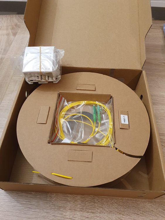 LWL-/FTTH-Kabel-Box (20m), vorkonfektioniert, 2x LC mit Dose (Neu und ...