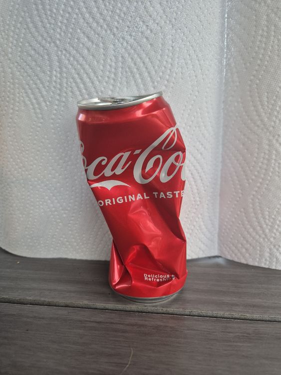 Coca-Cola Dose, leer, verbeult, für Upcycling Zwecke. (Gebraucht) in ...