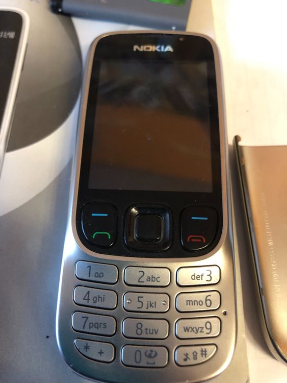 Nokia 6303 Classic mit Anleitung + Akku (Gebraucht) in Feuerthalen für CHF 10 – mit Lieferung ...
