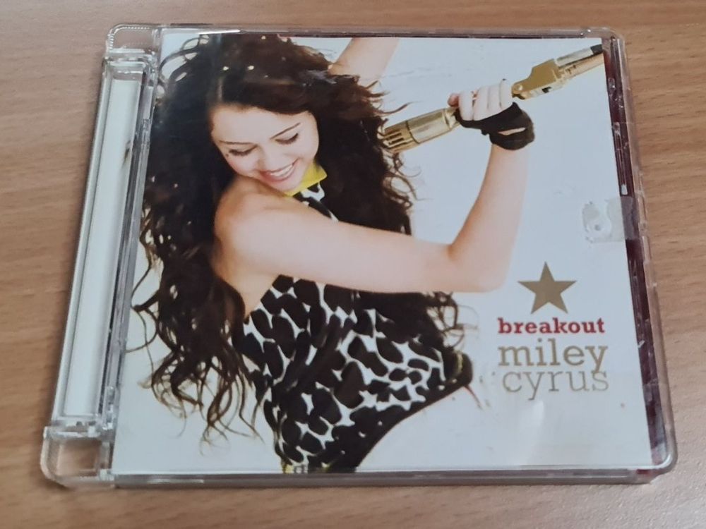 Miley Cyrus - Breakout - CD (Gebraucht) in Niederbipp für CHF 1 – mit ...
