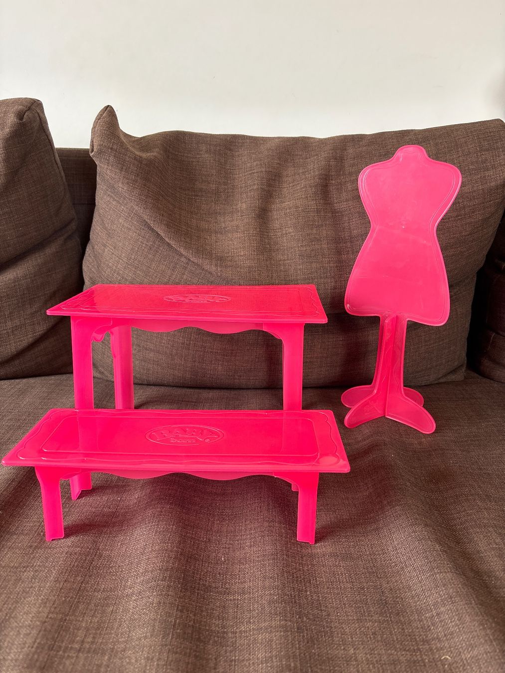 Baby Born Puppen-Zubehör, Kleiderständer und Tischli Set (Gebraucht) in ...