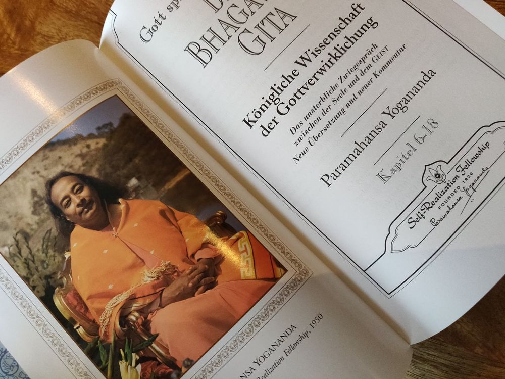 Paramahansa Yogananda Gott spricht Arjuna Bhagavad Gita (Gebraucht) in Le Locle für CHF 60 – mit ...