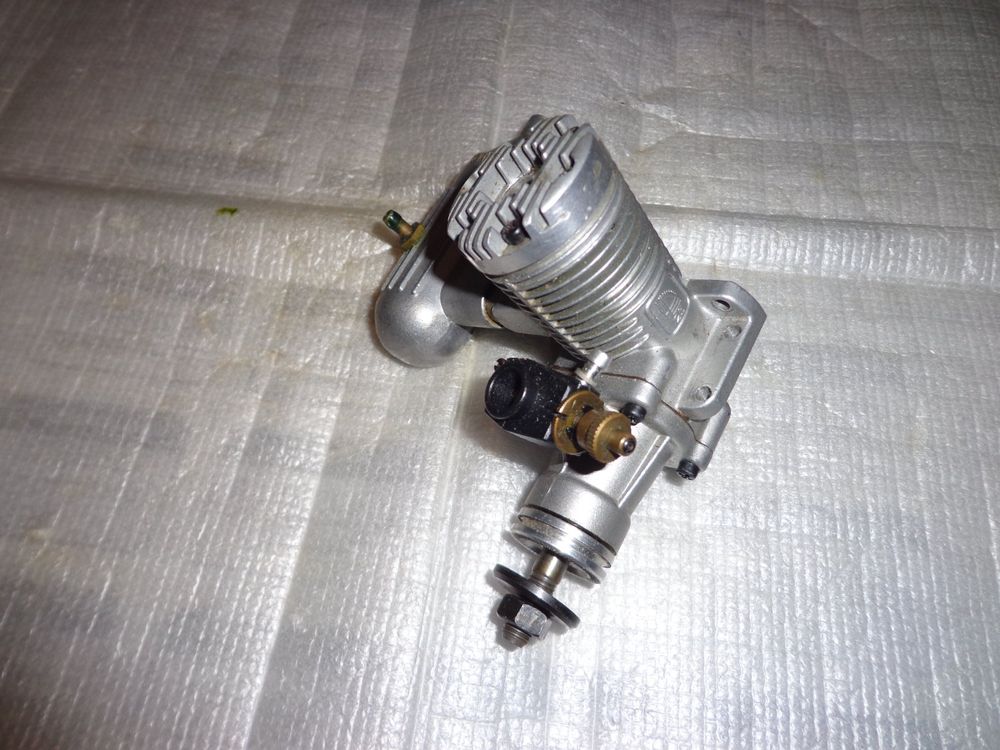 Modellmotor, HB 25 (4.07 ccm) (80) (Gebraucht) in Camorino für CHF 35 ...