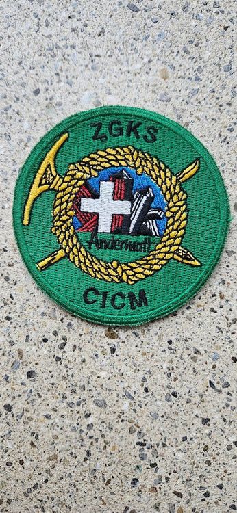 Badge Rund Gebiergsinfanterie *** (Neu und originalverpackt) in ...