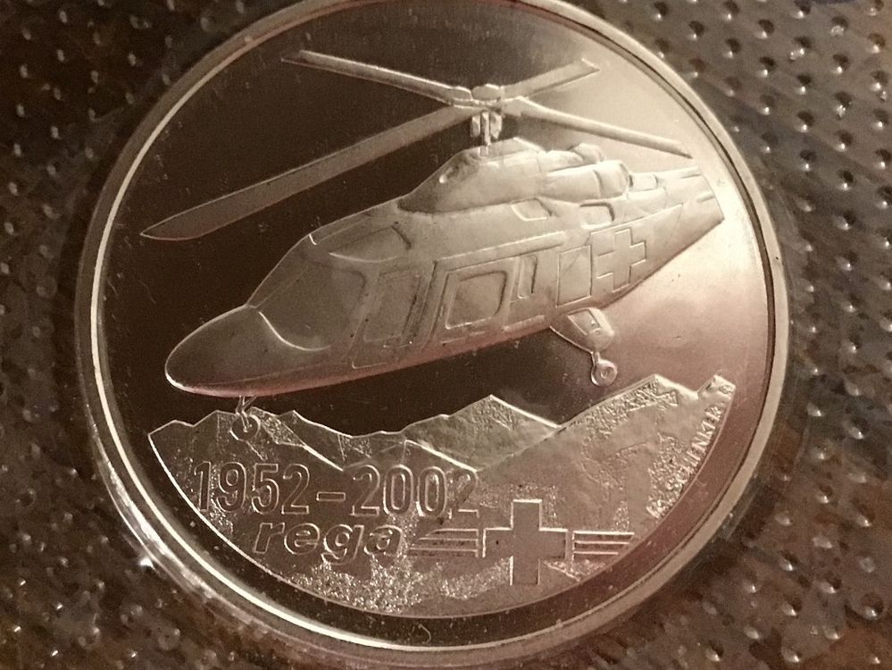 Gedenkmünze 2002 CHF 20 REGA (Neu und originalverpackt) in Thierachern für CHF 25 – mit ...