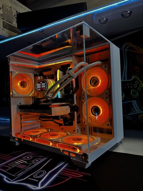 Gaming pc RTX 5070 Oc+ Ryzen 7800X3D 16 gb ram + 1 tb pcie4 (Neu und ...