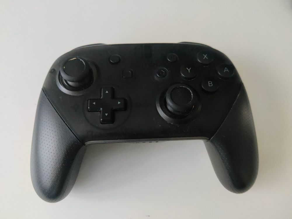 pro controller nintendo switch (Gebraucht) in Bettingen für CHF 34 ...