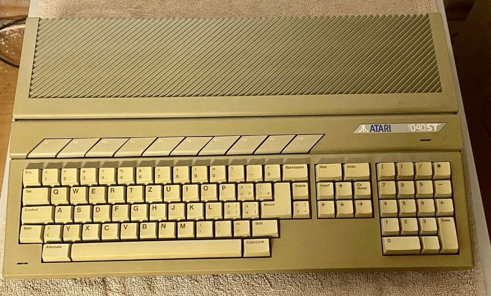 Atari 1040 STF | Acheter sur Ricardo
