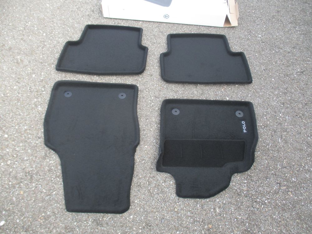 VW Polo VI / Polo 6 / Fussmatten / Bodenteppiche / OVP (Neu und ...