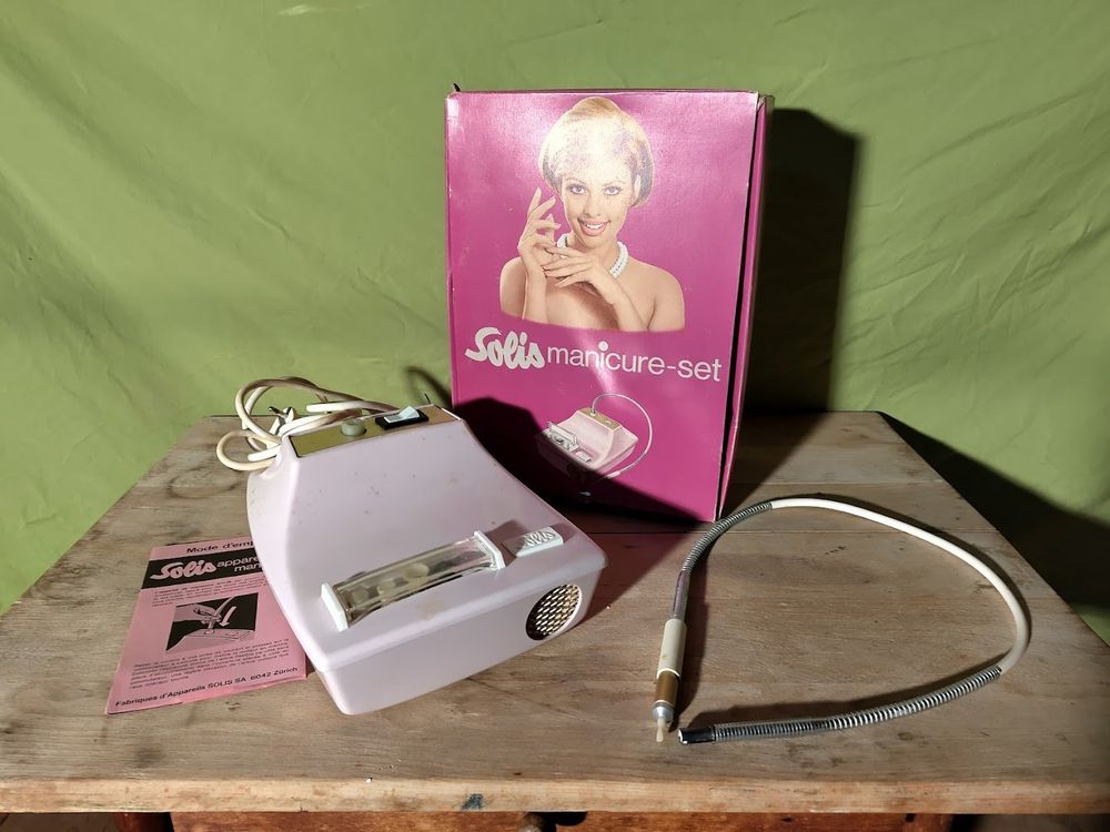 Vintage elektrisches rosa SOLIS Manicure Set aus den 60ern | Kaufen auf ...