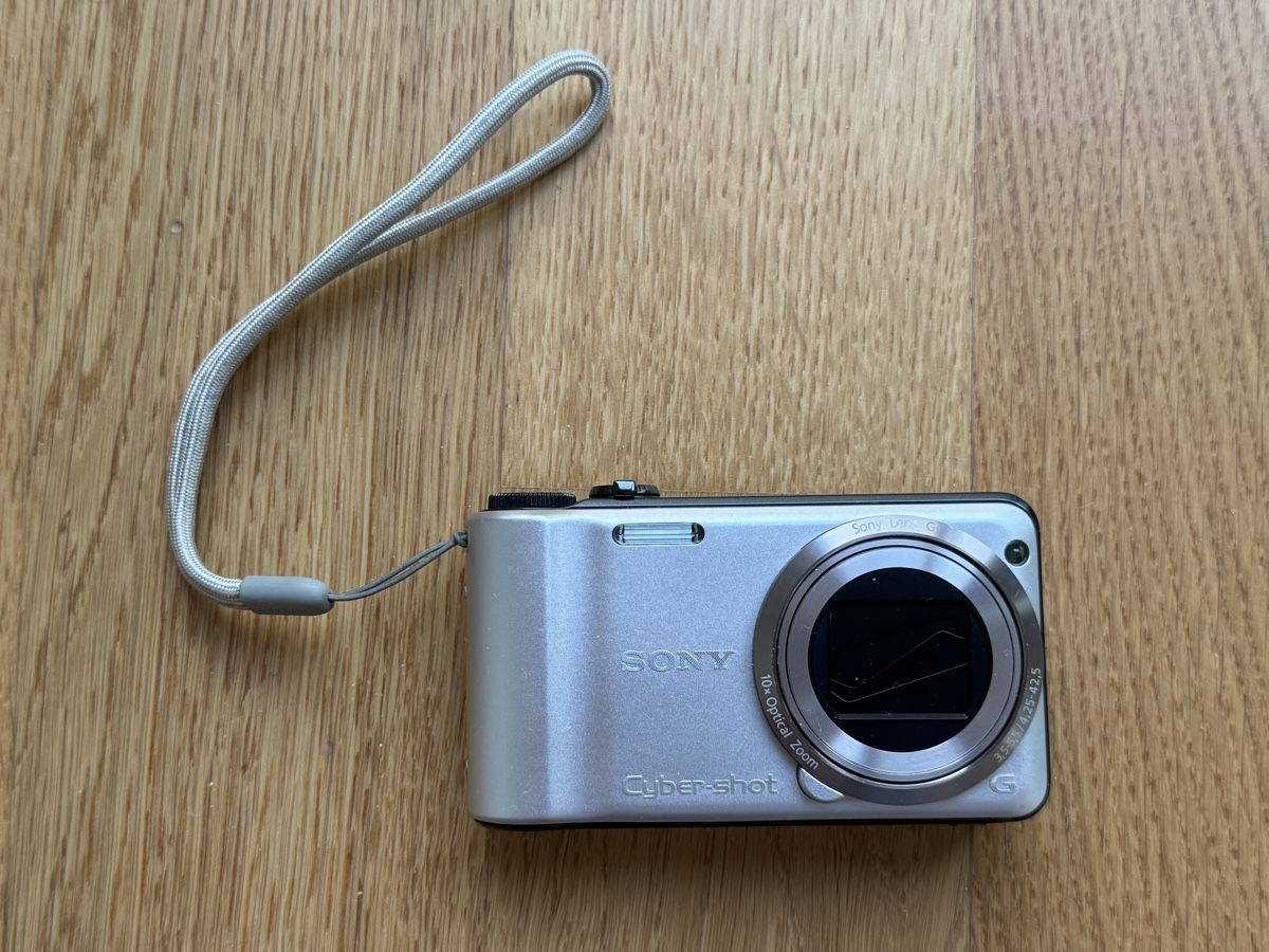 Sony Cyber-shot DSC-H55 Digital Kamera 14.1MP inkl. Zubehör (D'occasion ...