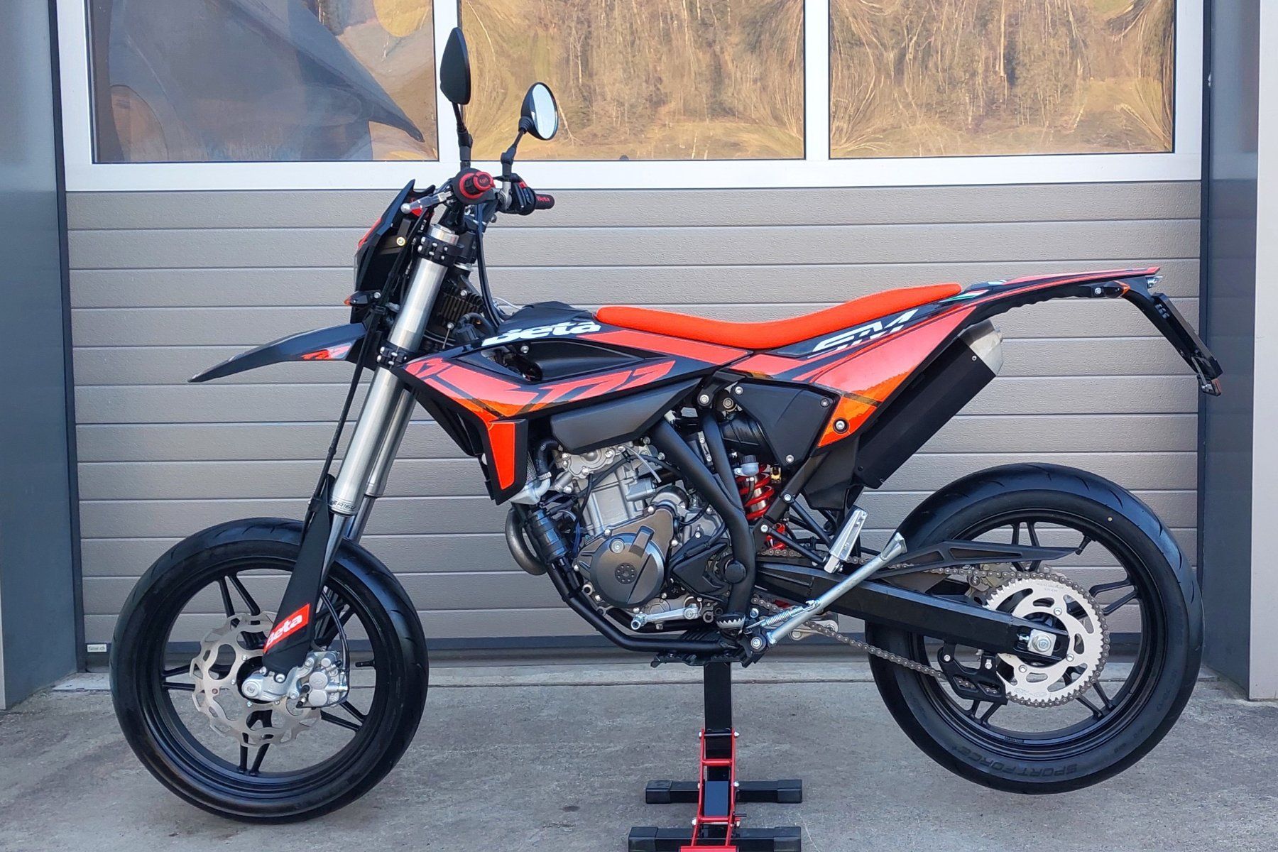 TIEFERGELEGTER BETA RR MOTARD 4T 125 ccm_________MOTO ENZIAN (Neu und ...
