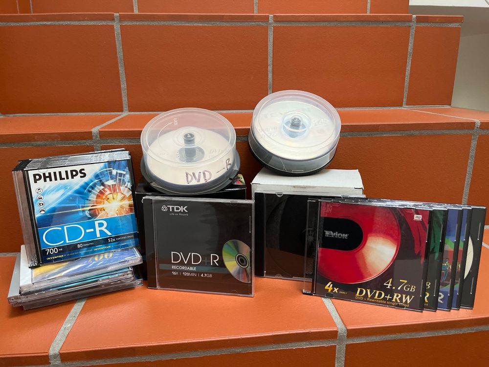 diverse DVD-R/RW & CD-R Rohlinge & Hüllen (unbenutzt) | Kaufen auf Ricardo