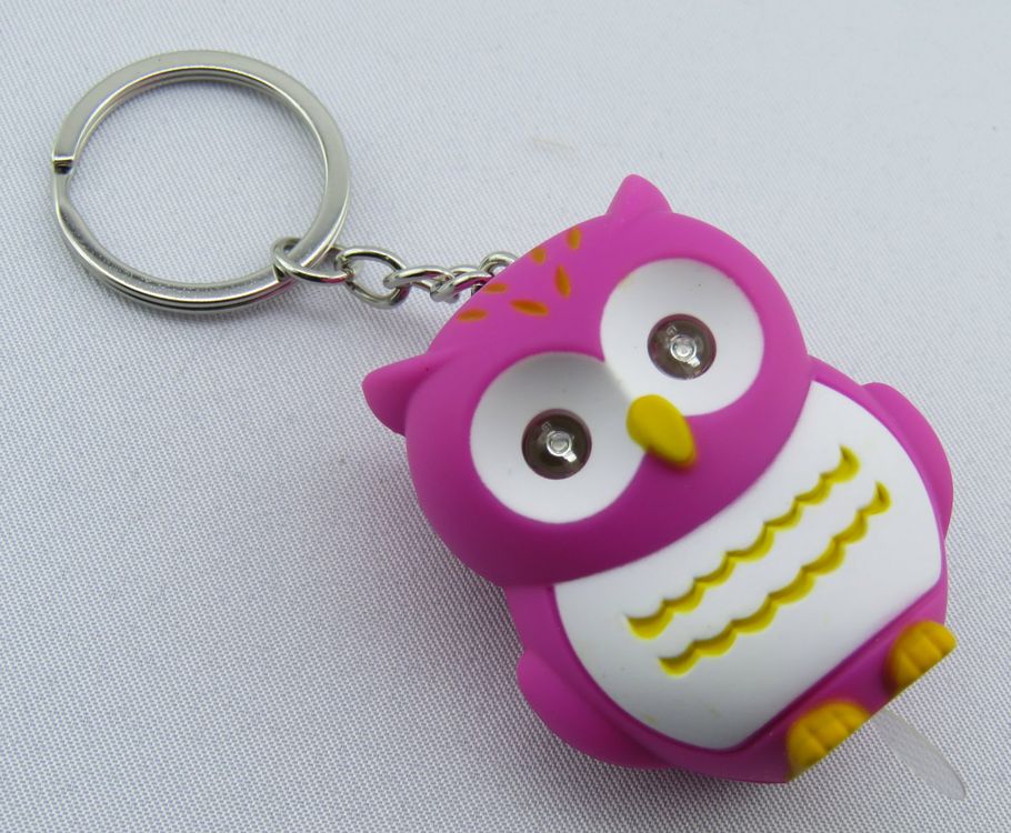 Schlüsselanhänger - UHU - mit LED Lämpli | Kaufen auf Ricardo