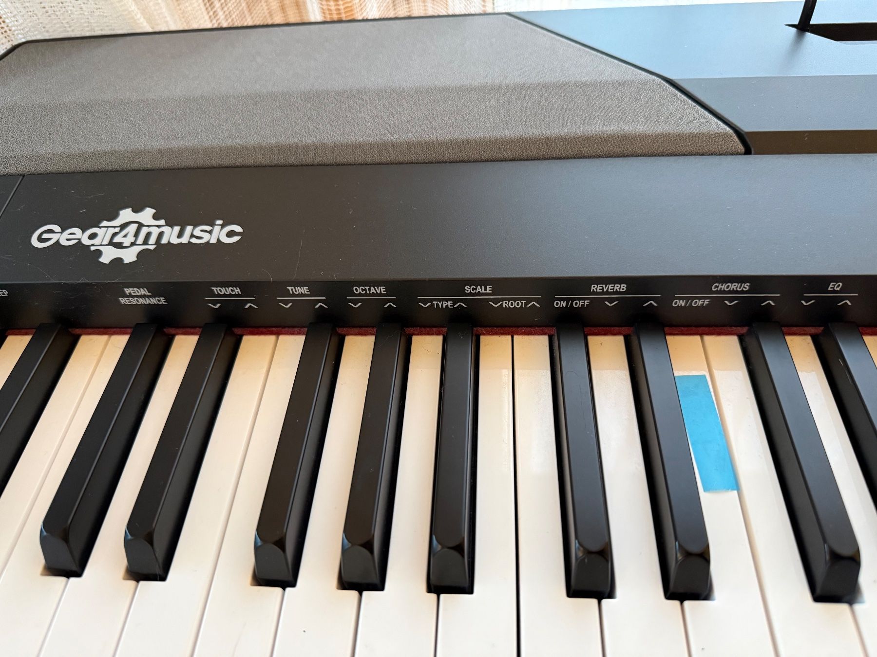 SDP-4 Stage-Piano von Gear4music mit Ständer mit Pedal (Gebraucht) in ...