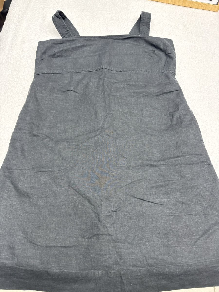 Robe d'été Uniqlo noire, taille M, parfait pour la plage! (D'occasion ...