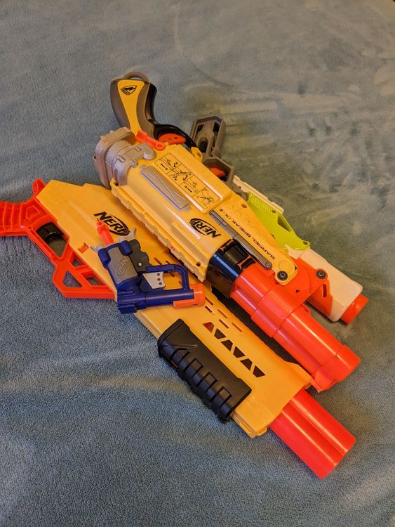 Nerf: Waffen-Bundle Angebot (Exclusive Munition) (Gebraucht) in Basel ...