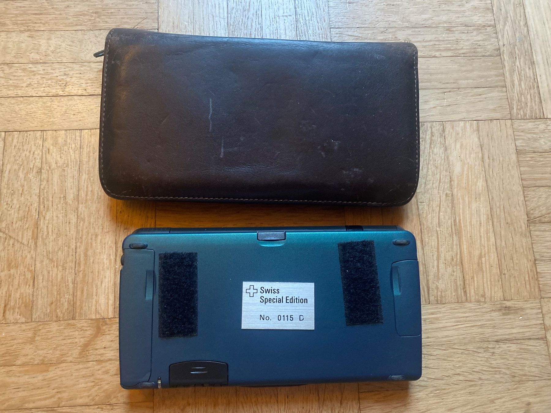 Psion Series 5 PDA - Swiss Special Edition - Rarität (Defekt) in ...