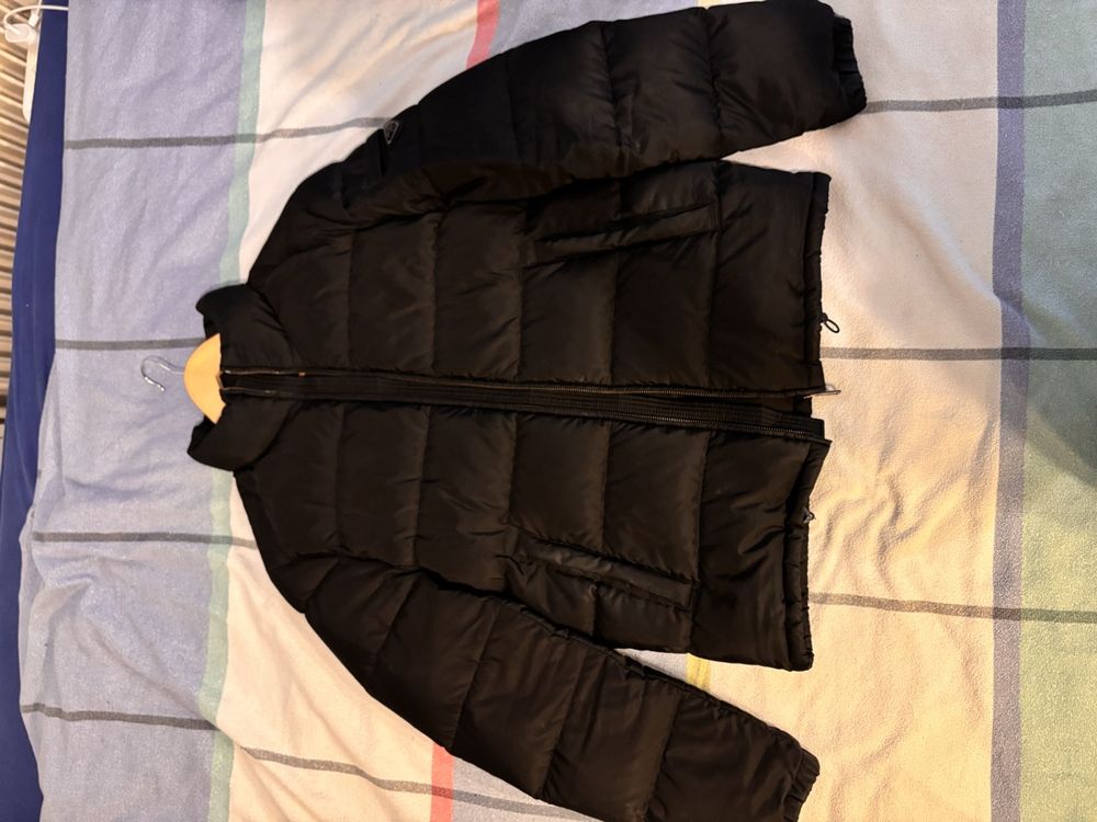 Prada Nylon Winterjacke 2022 (Gebraucht) in Sins für CHF 599 – mit ...
