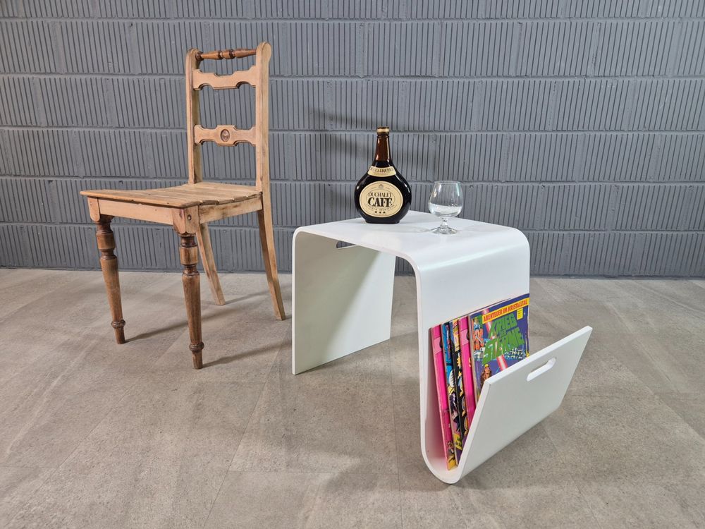 Design Coffee-Table & Magazin Rack. Beistelltisch Hocker (Gebraucht) in ...