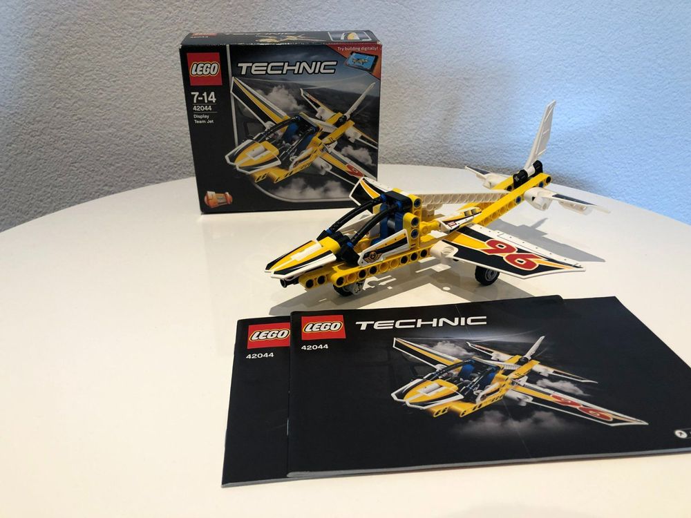 Lego Technic 42044 Düsenflugzeug | Kaufen auf Ricardo