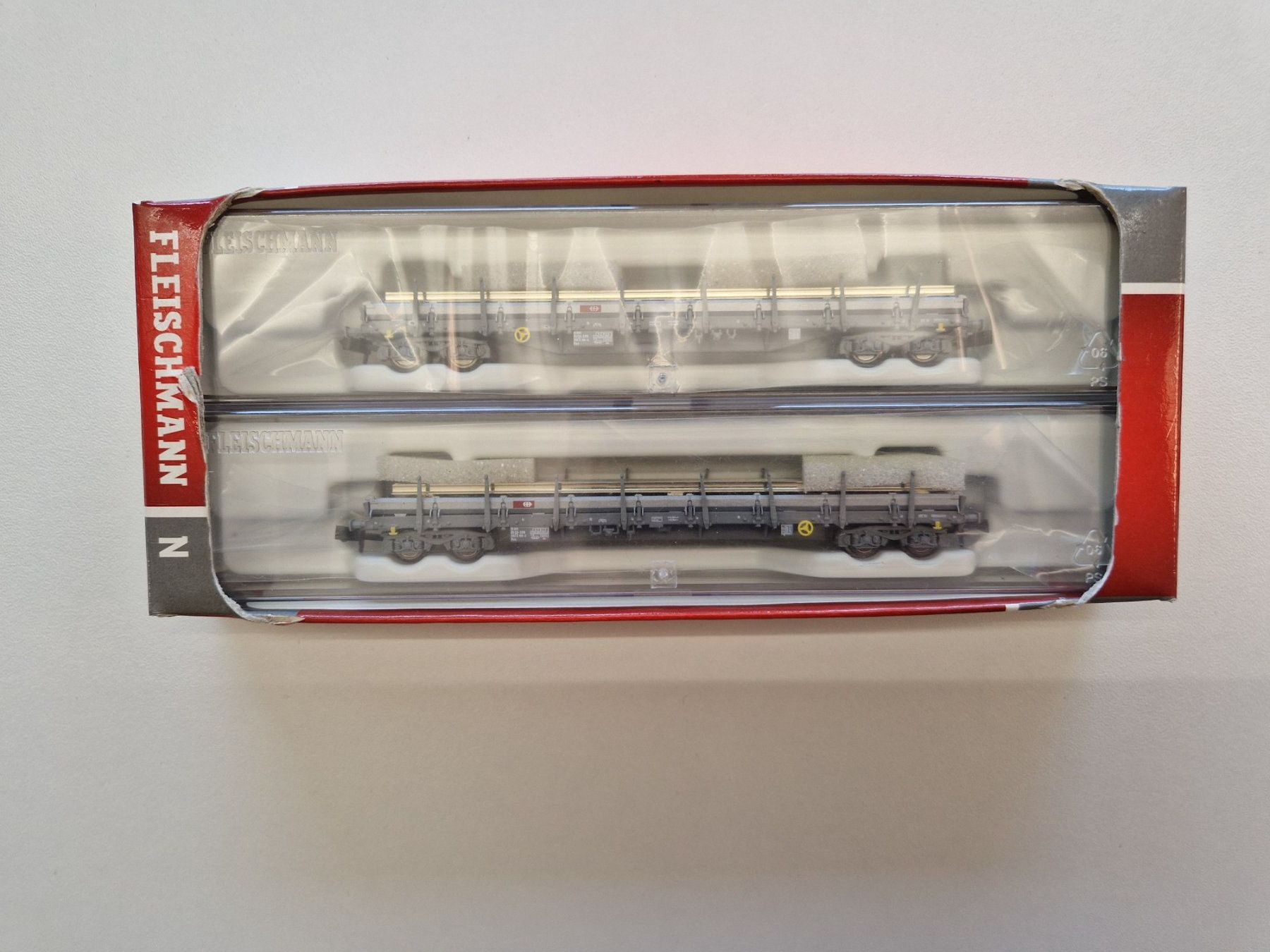 Fleischmann 828809 2-tlg. Flachwagenset mit Ladegut Schienen (Neu und ...