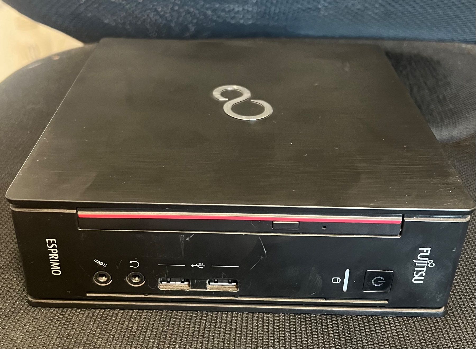 Fujitsu Esprimo Q956 i7 16GB Ram 256GB SSD Win 11 (Gebraucht) in Cham für CHF 68 – mit Lieferung ...