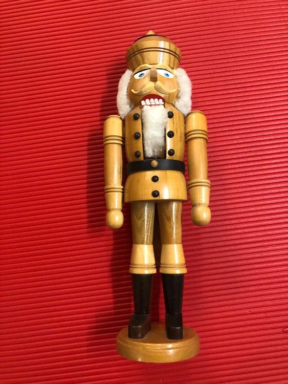 Nussknacker aus Erzgebirge | Kaufen auf Ricardo