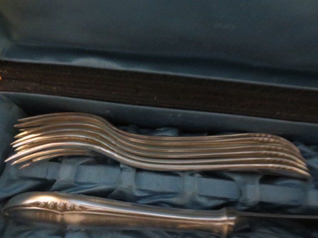 Tafelsilber Wellner, 41 Teile, 90 er Silber (Gebraucht) in Horgen für CHF 220 – mit Lieferung ...