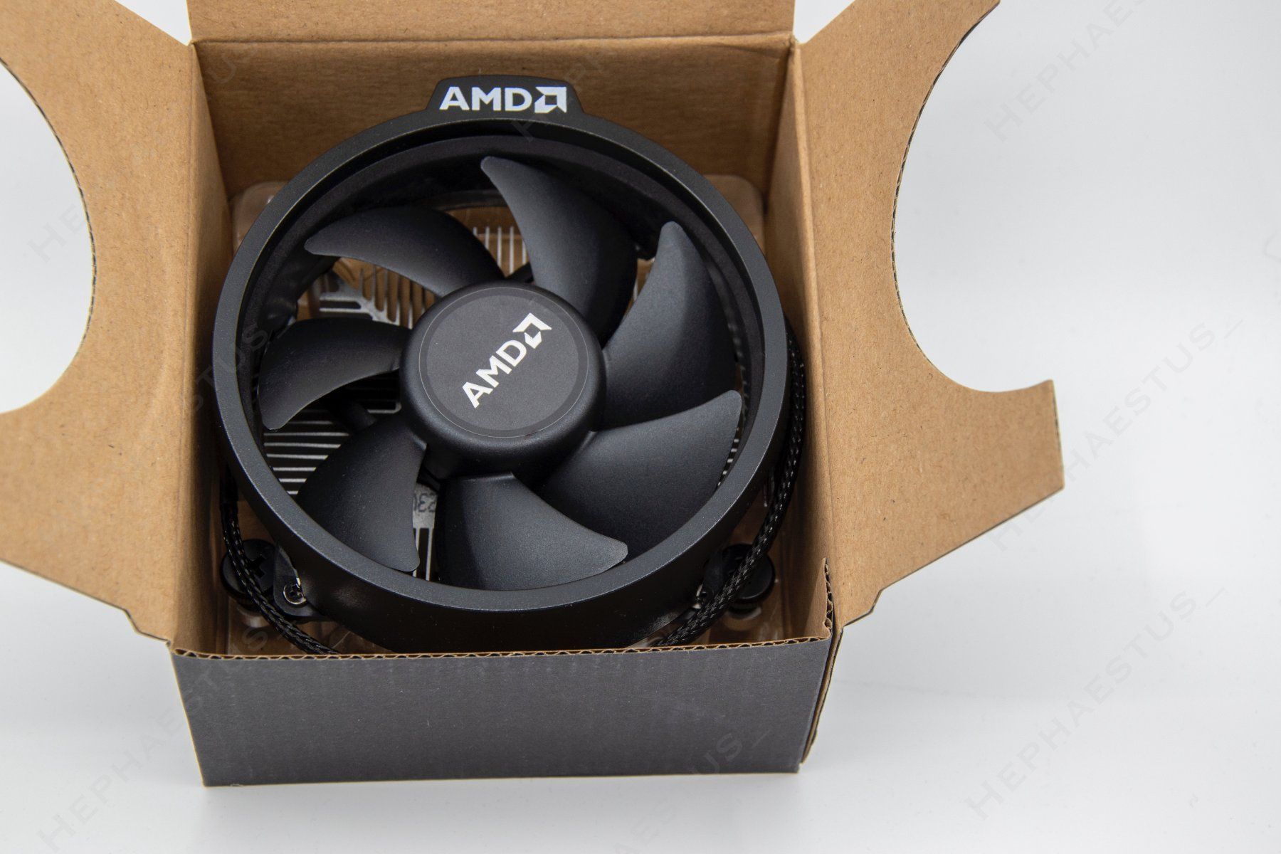 AMD Wraith Stealth CPU Kühler AM4 NEU&OVP (Neu und originalverpackt) in ...