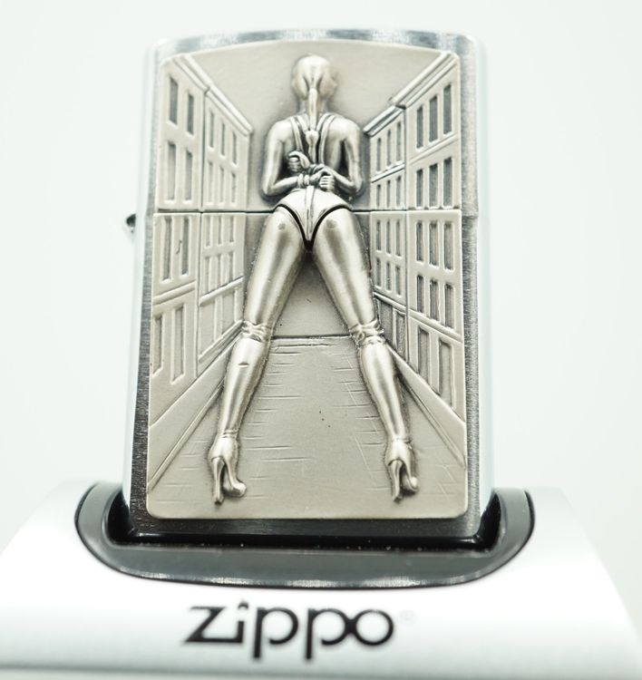 ZIPPO® BONDAGE GIRL- HEAVY - 3D - 2007 - UNGEZÜNDET | Kaufen auf Ricardo