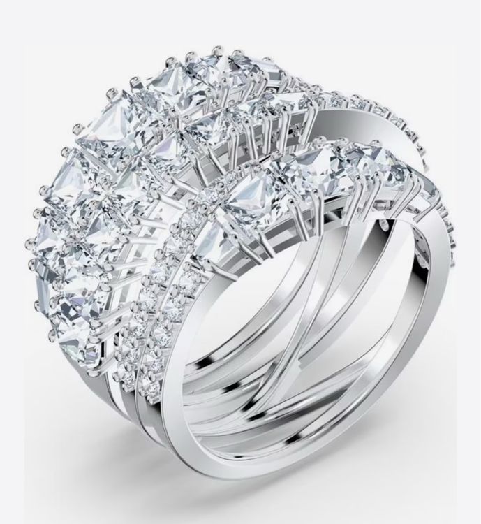 Swarovski Ring (Neu (gemäss Beschreibung)) in Eglisau für CHF 99 – mit Lieferung auf Ricardo kaufen
