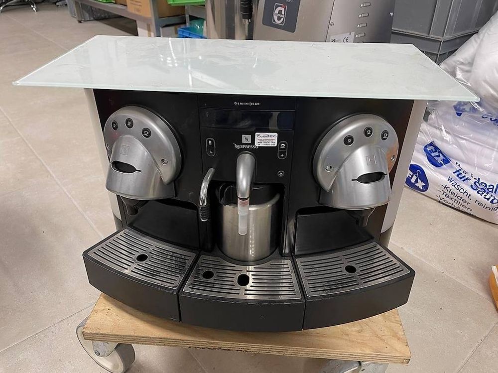 Nespresso Gemini CS 220 Kaffeemaschine | Kaufen auf Ricardo