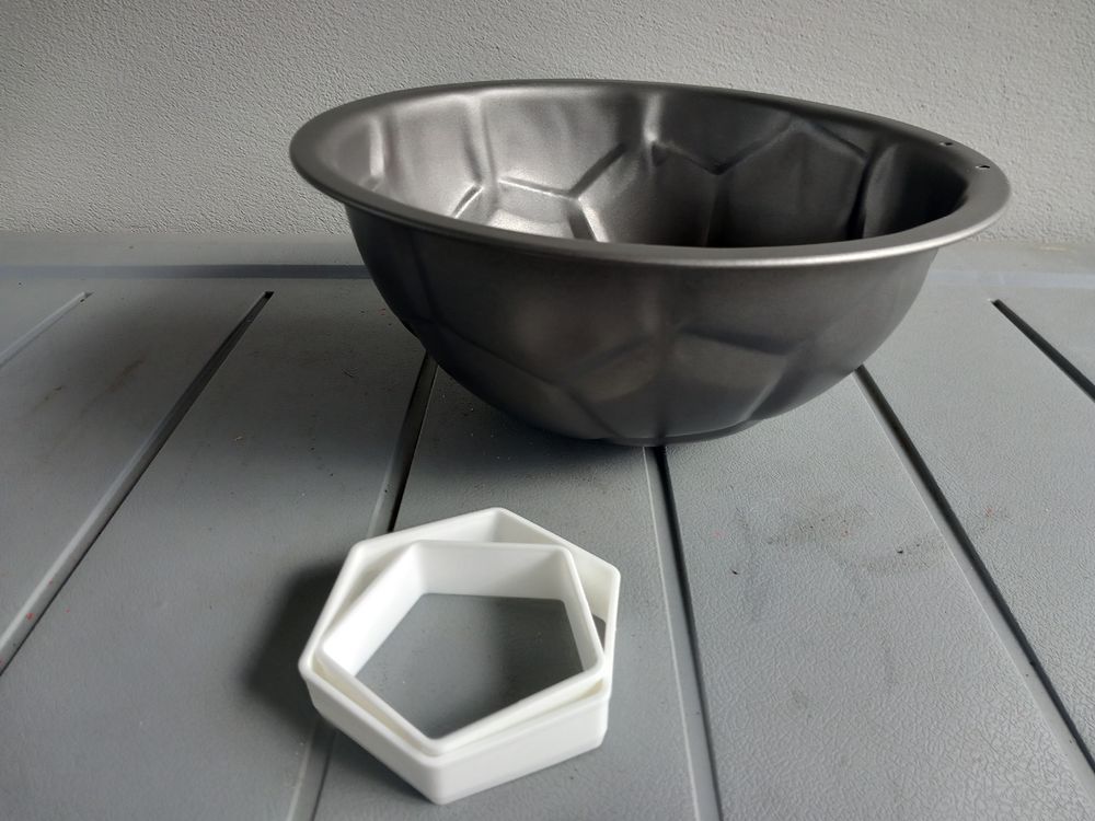 Fussball Kuchenform Set mit Fondant Austecher Moule à gâteau (Gebraucht ...