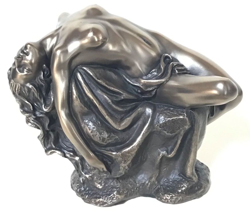 Erotische Frauen Skulptur unleserlich Signiert | Kaufen auf Ricardo