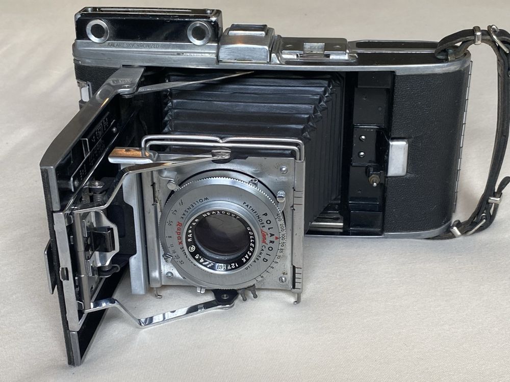 Vintage Polaroid Land Camera, Model 110, unmodified | Kaufen auf Ricardo