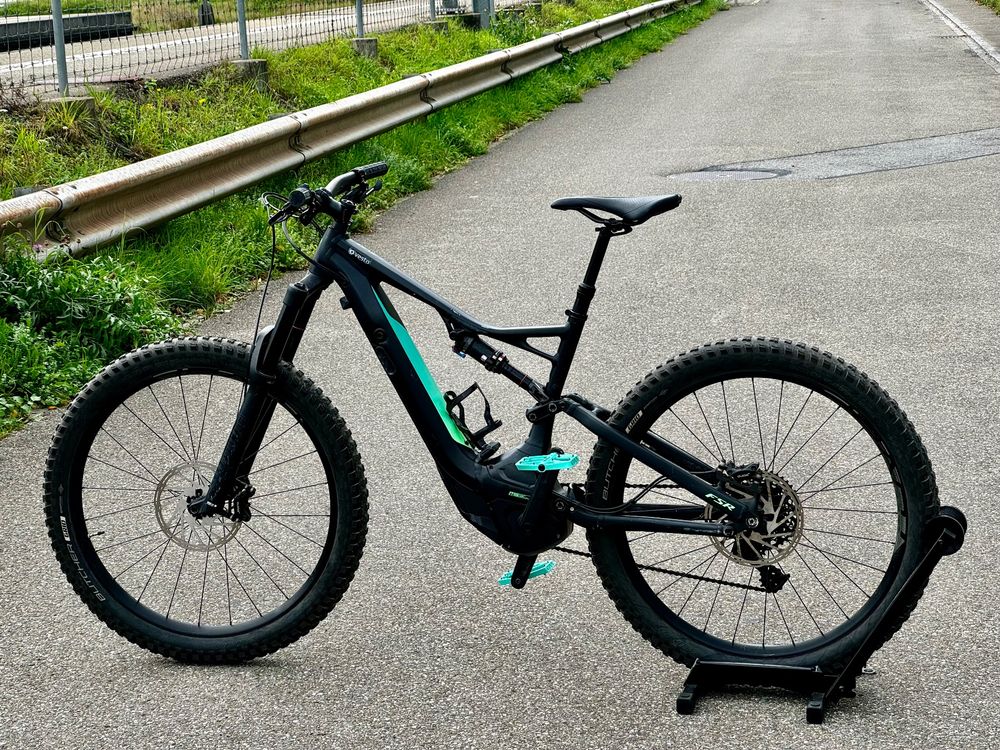 Specialized E-Bike Levo FSR WMN Comp 6Fattie NB Gr. M | Kaufen auf Ricardo