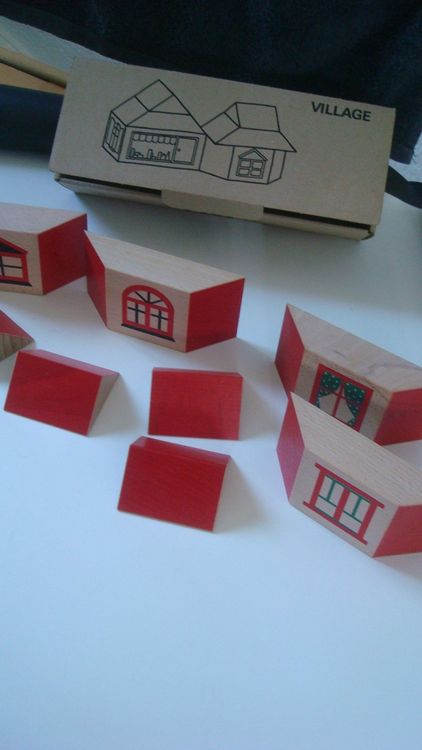 Holz-Bauspiel "Village" von Naef Design Roger Limbrick | Kaufen auf Ricardo