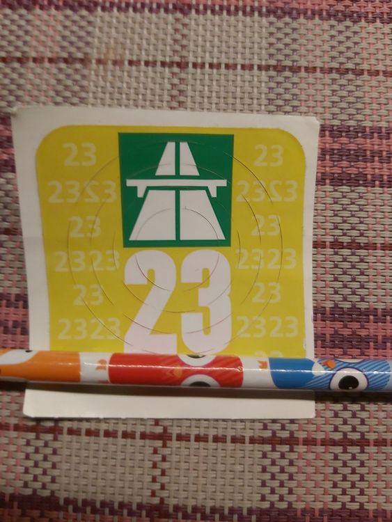 Autobahnvignette 2023 (Neu und originalverpackt) in Vilters für CHF 32 – mit Lieferung auf ...