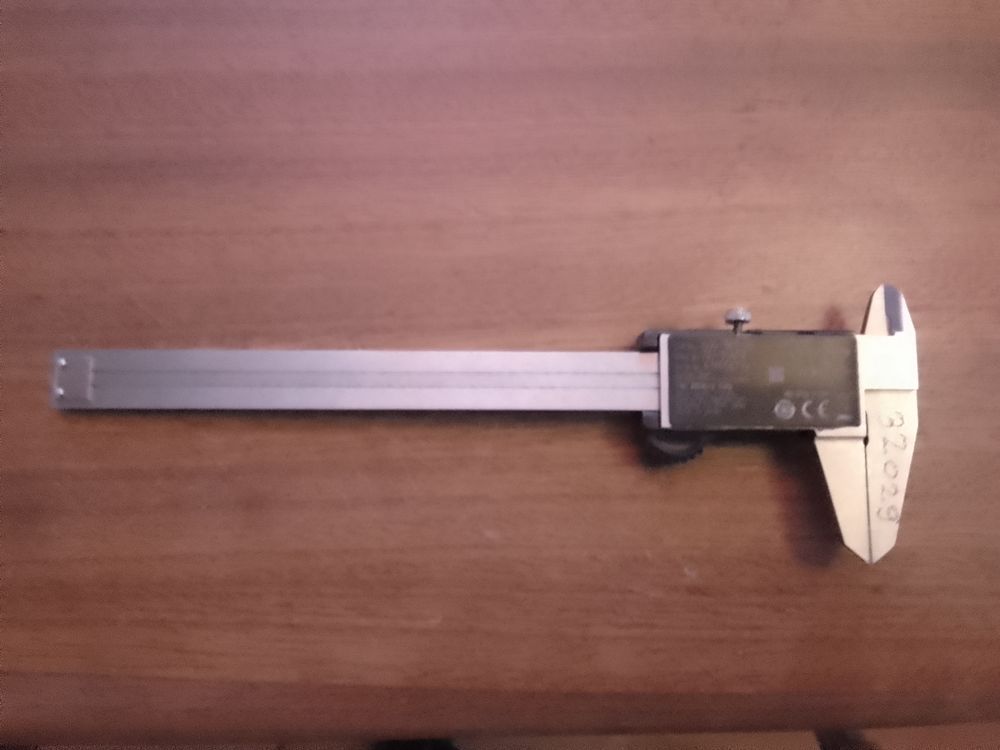 Mitutoyo Digital Schieblehre (Gebraucht) in Ebmatingen für CHF 56 – mit ...