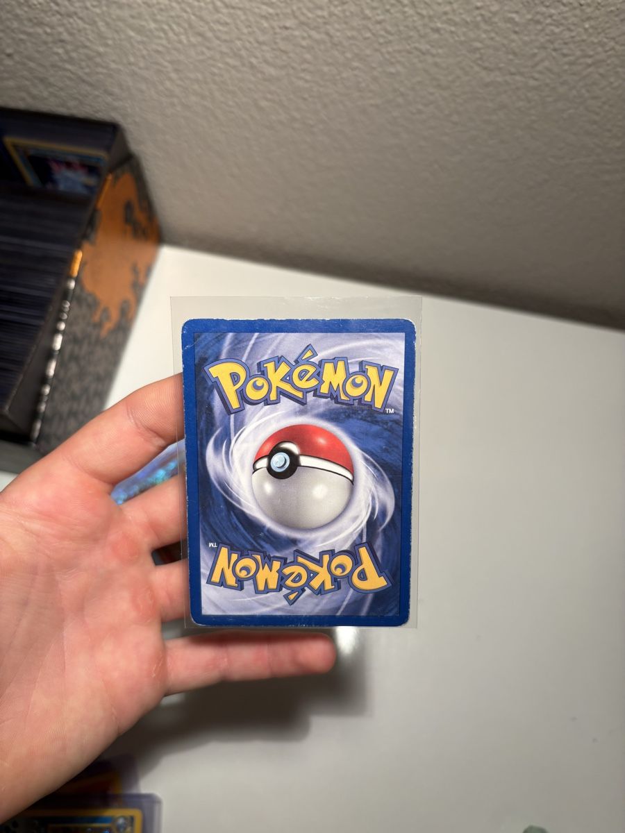 Pokémon Pikachu Gold Star DE MP (Gebraucht) in Erlinsbach für CHF 1499 ...