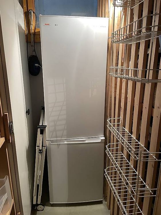 Kühl-Gefrierschrank Fust Novamatic KF-TF 265-IB | Kaufen auf Ricardo