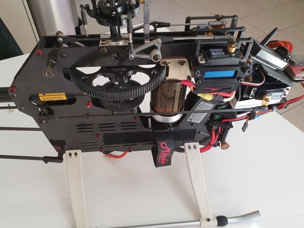 Grosser Elektroheli Synergy E9 160cm Rotordurchmesser (Gebraucht) in ...