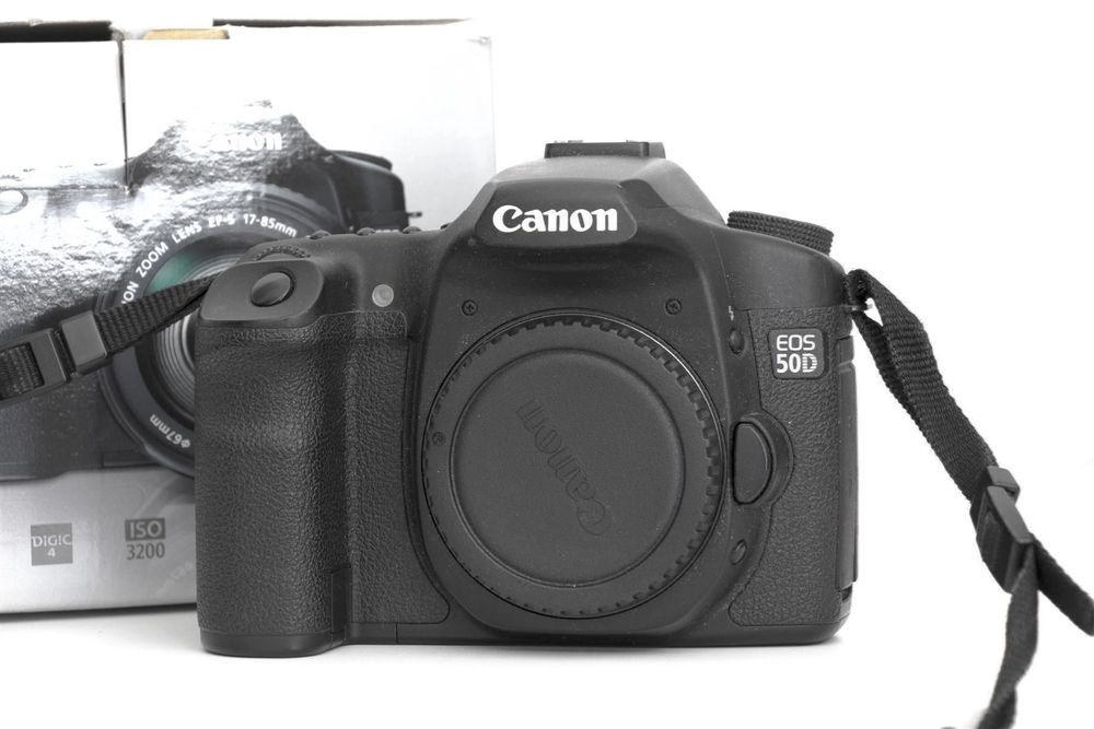 CANON EOS 50D Spiegelreflexkamera (Gebraucht) in Emmen für CHF 99 – mit Lieferung auf Ricardo kaufen