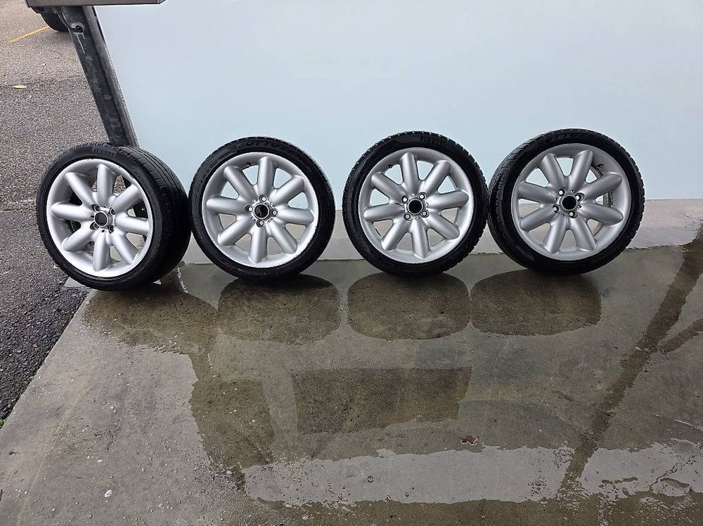 Original MINI R90 Cross Spoke 17 Zoll Bordsteinschäden (Gebraucht) in ...