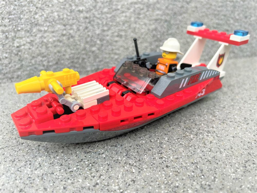 LEGO World City # 7043 FIRE Boat 2005 | Kaufen auf Ricardo