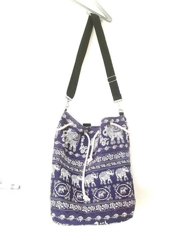 Tasche THAI TUM Elefant Lila/Weiss | Kaufen auf Ricardo