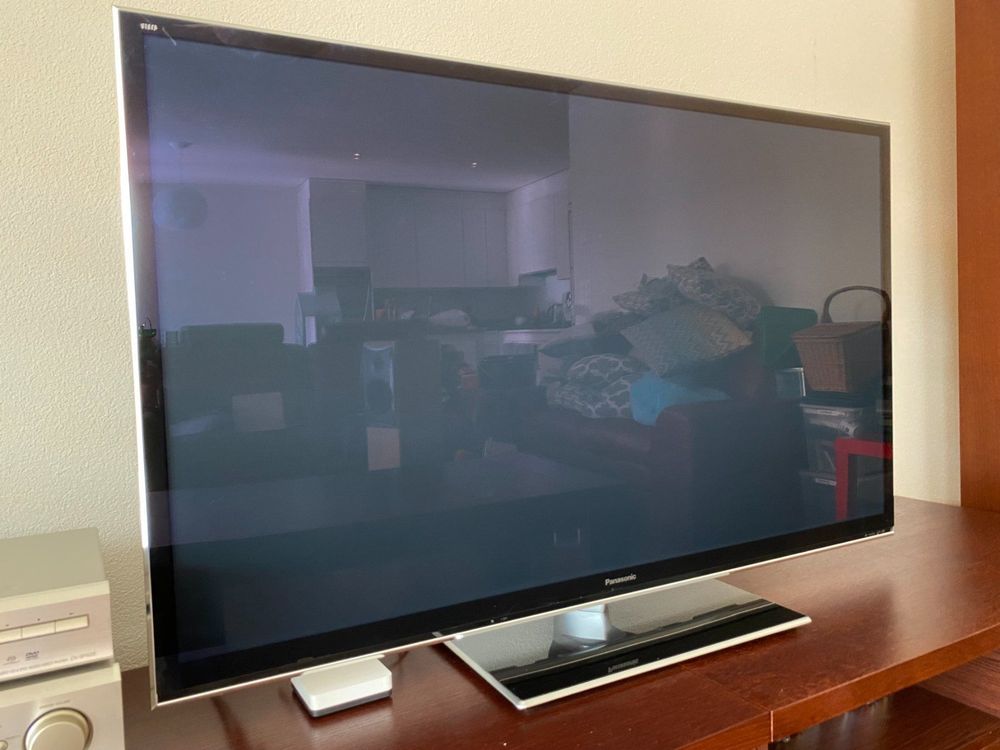Panasonic 55" Plasma TV 3D (TX-P55VT50E) | Kaufen auf Ricardo