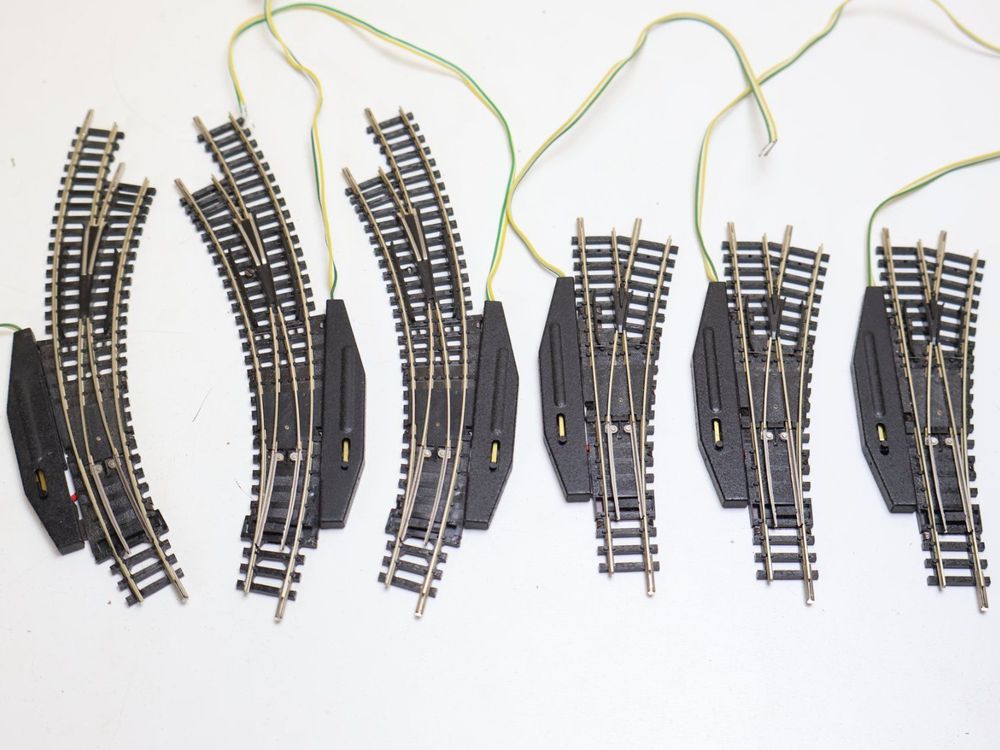 Minitrix 6 x Elektro Weiche R4 / Bogenweiche 14938/4967/.. (Gebraucht ...