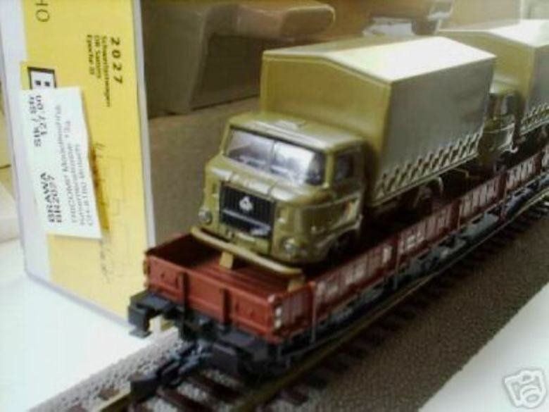 Brawa H0 2027: Schwerlastwagen-Samms, DR mit 2 LKW IFA (Neu und ...